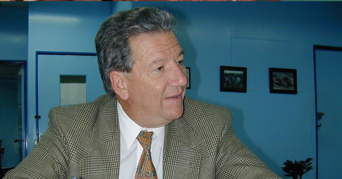 Rodrigo Carazo cobrará ¢18 millones al Estado - Periodico La República