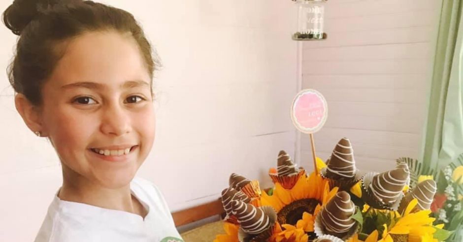 Niña busca apoyo para representar a Costa Rica en cumbre internacional ...