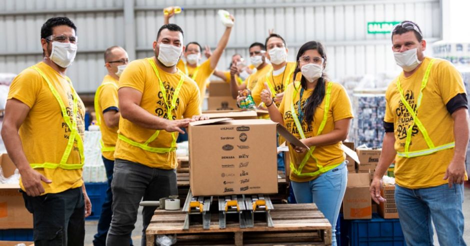 Imperial donará 36 mil cajas con alimentos a empleados de bares y ...