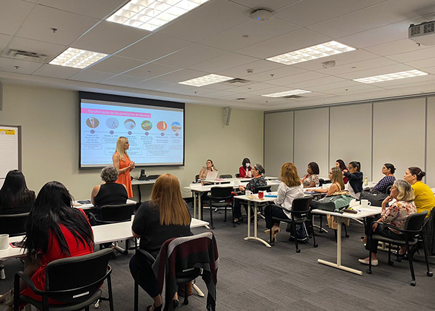 22 mujeres se benefician con capacitaciones sobre emprendedurismo y ...