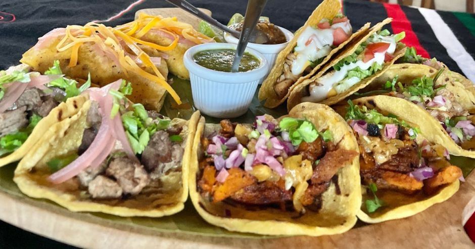 Celebre el Día del Taco ayudando a Jacó - Periodico La República