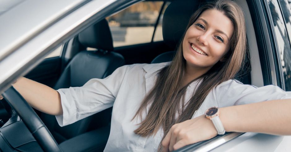 ¡Adiós a las calcomanías! Marchamo digital será una realidad ...