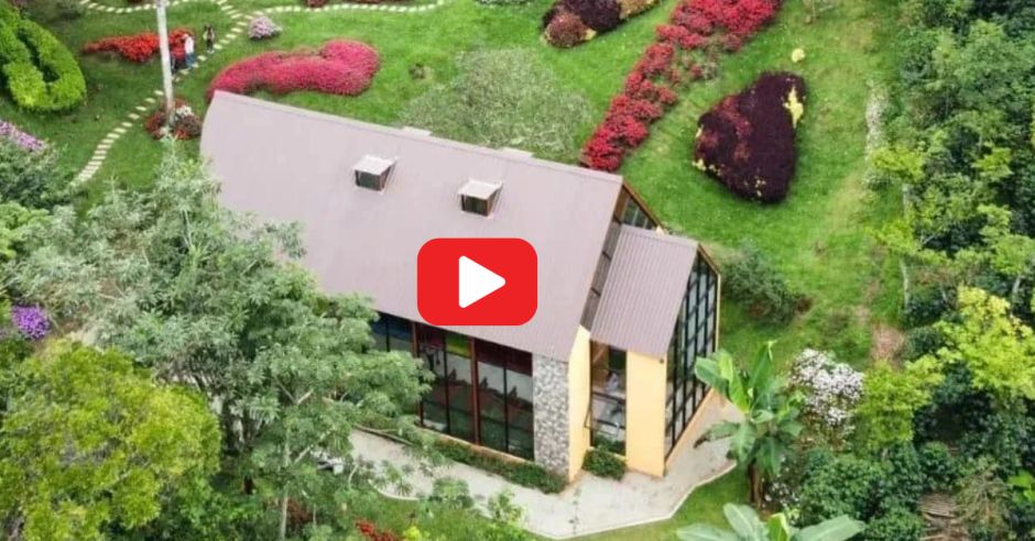 (VIDEO) Visite una mágica capilla en San Ramón con jardín y mariposario ...