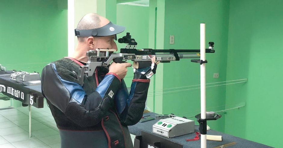 Edgardo Sepúlveda rompe récord nacional de rifle tendido tras 21 años ...