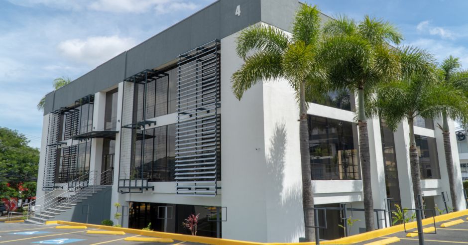 Improsa SAFI incursiona en nuevo nicho al transformar oficentro en ...