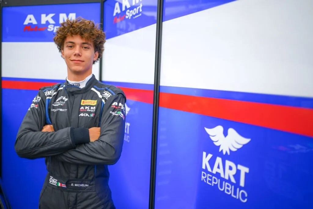 Evan Michelini brilla en su debut europeo con quinto lugar en carrera ...