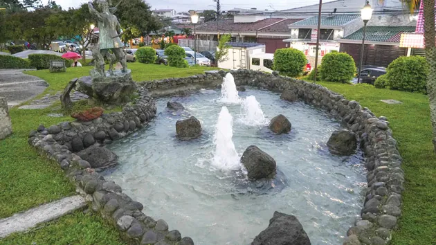 Renuevan iluminación del Parque Okayama con inversión conjunta de ₡259 ...