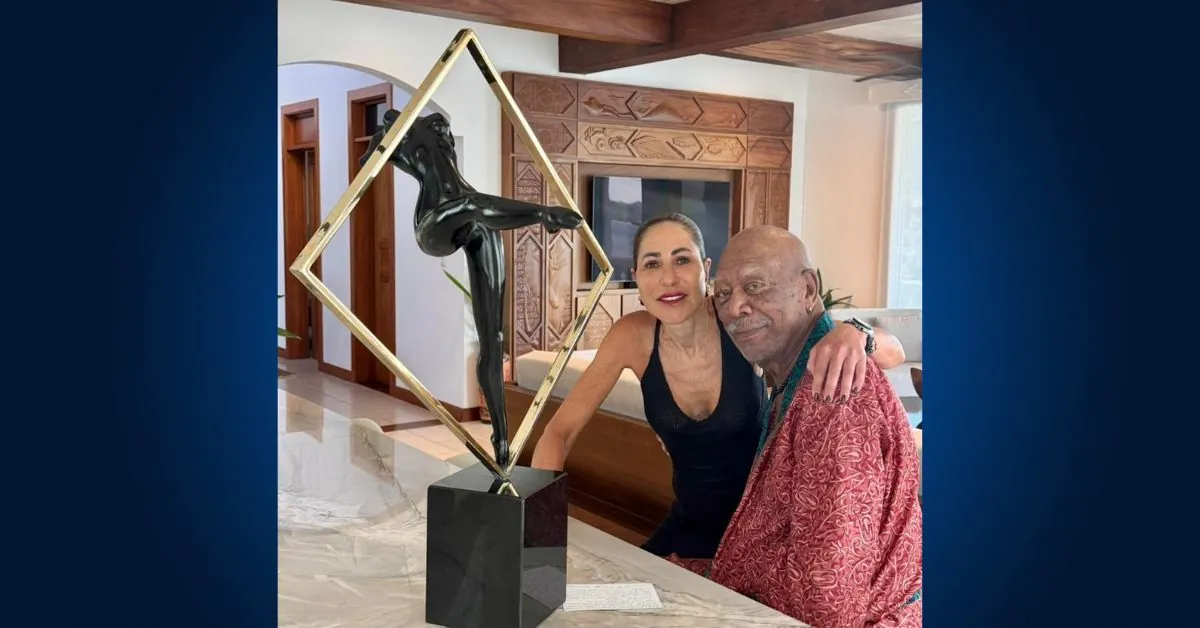 Morgan Freeman se lleva un pedazo del arte costarricense: una escultura ...