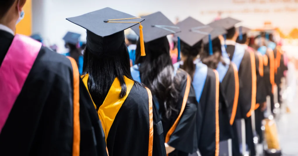 Estudio revela que el 68,5% de los graduados universitarios son primera ...